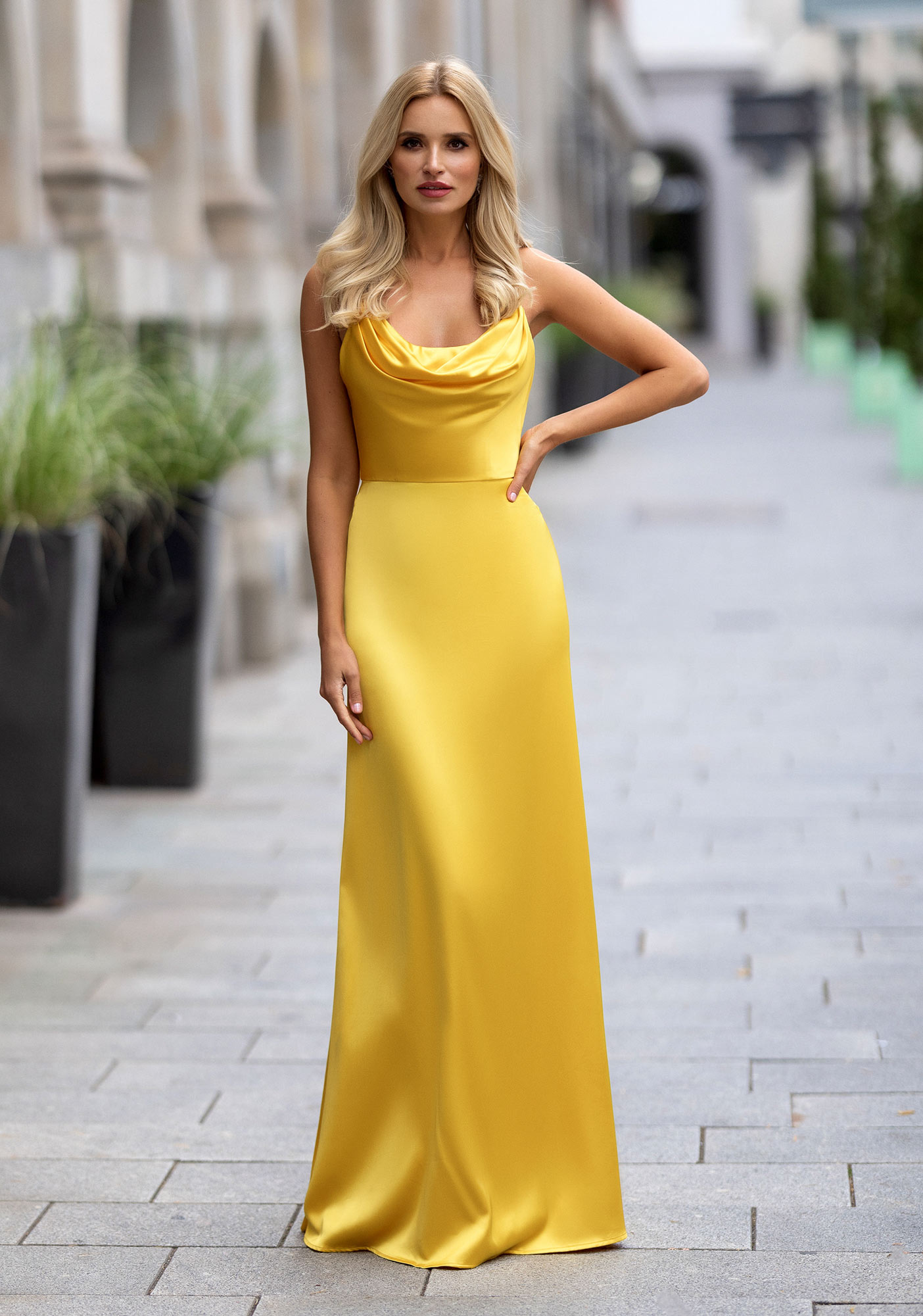 Vanilla Exclusive Dresses, Prom and Occasional Wear Gallery